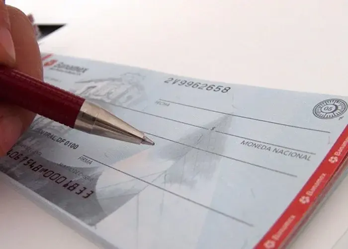 O cheque se retrai, mas se agiganta - Portal Energia Limpa